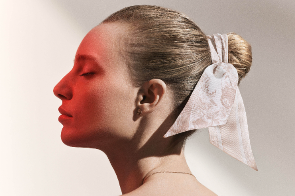 Dior lanza su primera máscara LED: Dior Skin Light | esVivir